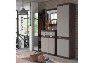 Klasična i moderna predsoblja, Prima namještaj